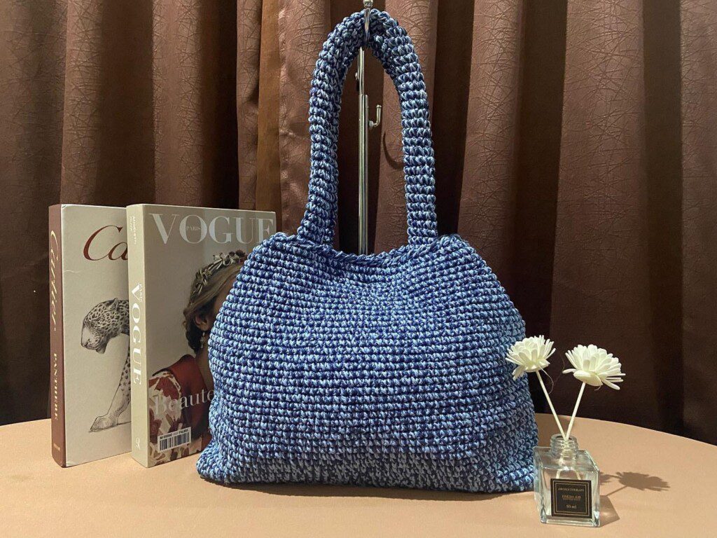 7 Sling Bag Style Ideas to Elevate Your Everyday Look with Effortless ...